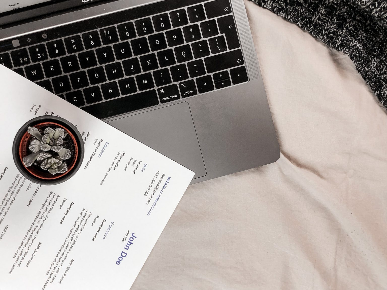 Academic CV (Curriculum Vitae) for Research: CV Examples - Wordvice